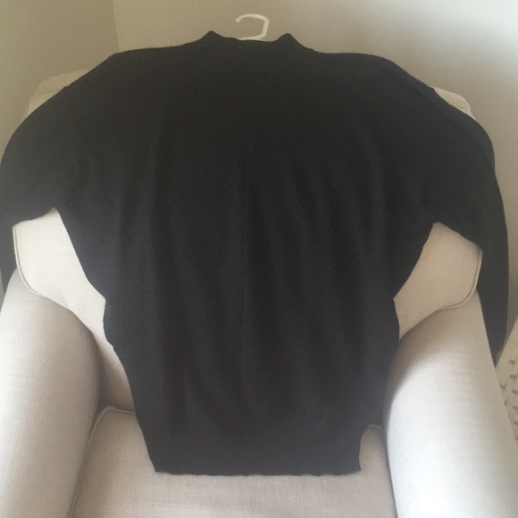 TSE | Sweaters | Black Tse Cashmere Sweater | Poshmark
